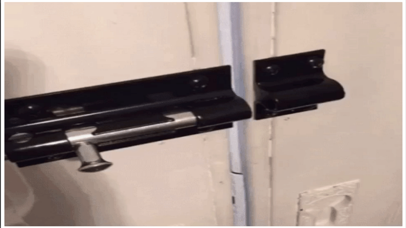 A Quick and Practical Example of Hexagonal Architecture in Java | by Varun T | The Startup | Medium