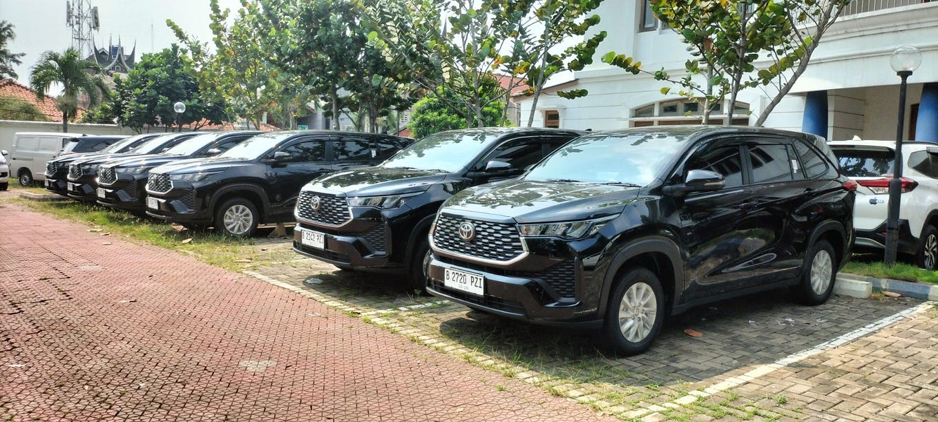 Jenis Mobil Logistik Yang Bisa Kamu Sewa! | by Car Rental | Nov, 2023 ...