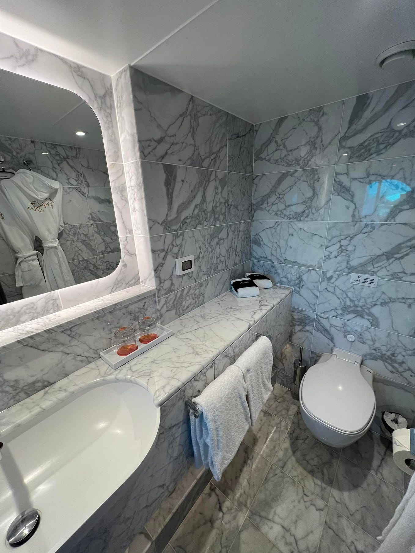 Social Media Distraction in the Workplace | by Cameron DeJong | Medium