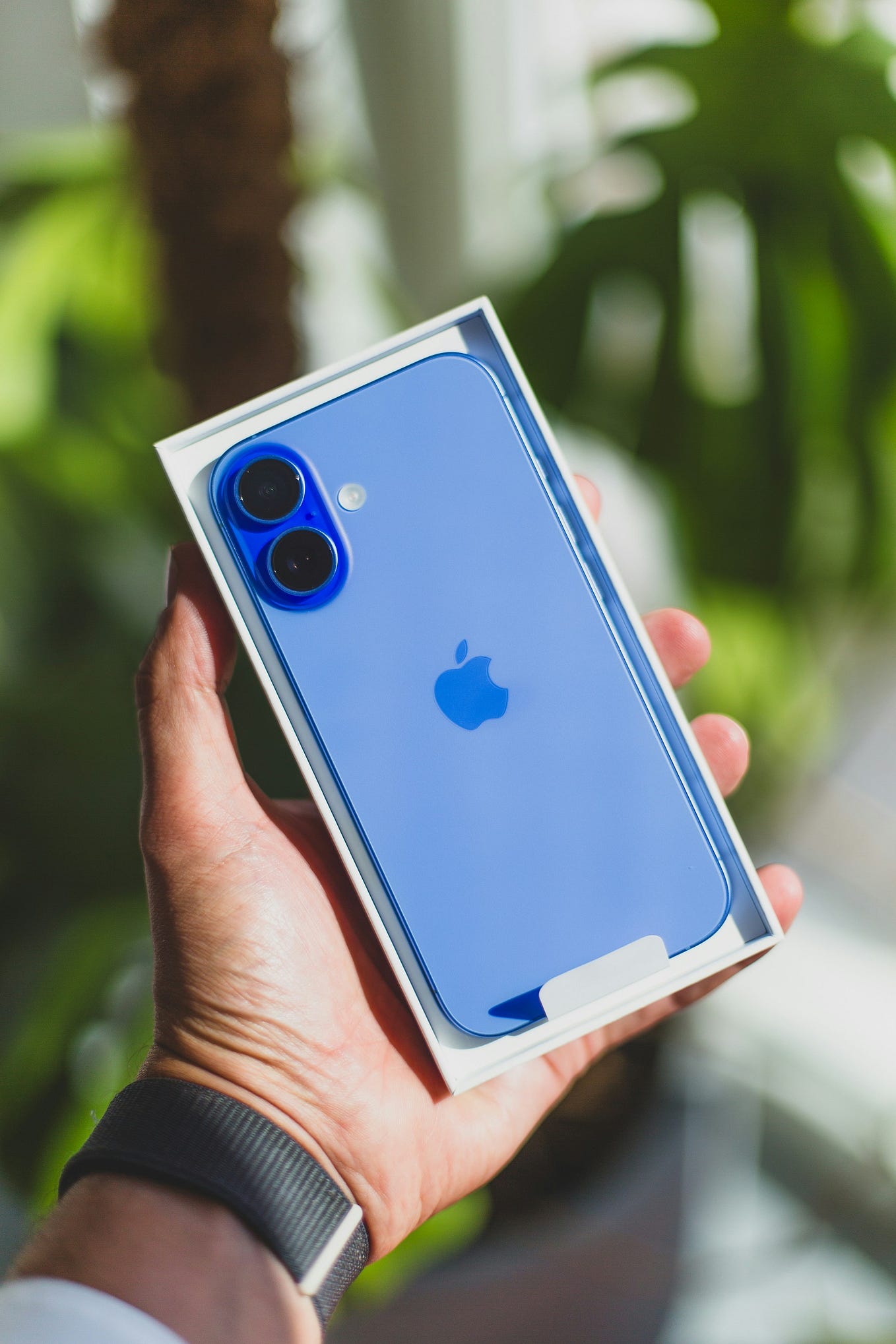 TECHOSOPHY #7 Are Folding Phones Worth It in 2024? A Deep Dive into ...