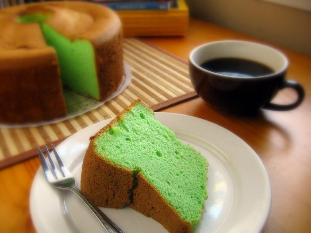 Klepon (Indonesian Deli). Indonesia has many unique foods. Klepon… | by ...