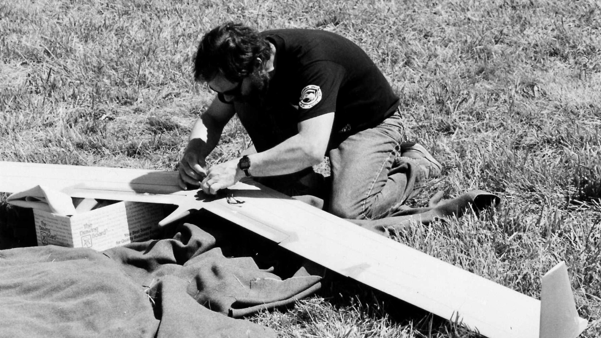 Twist Distributions for Swept Wings | by Bill Kuhlman | The New RC ...