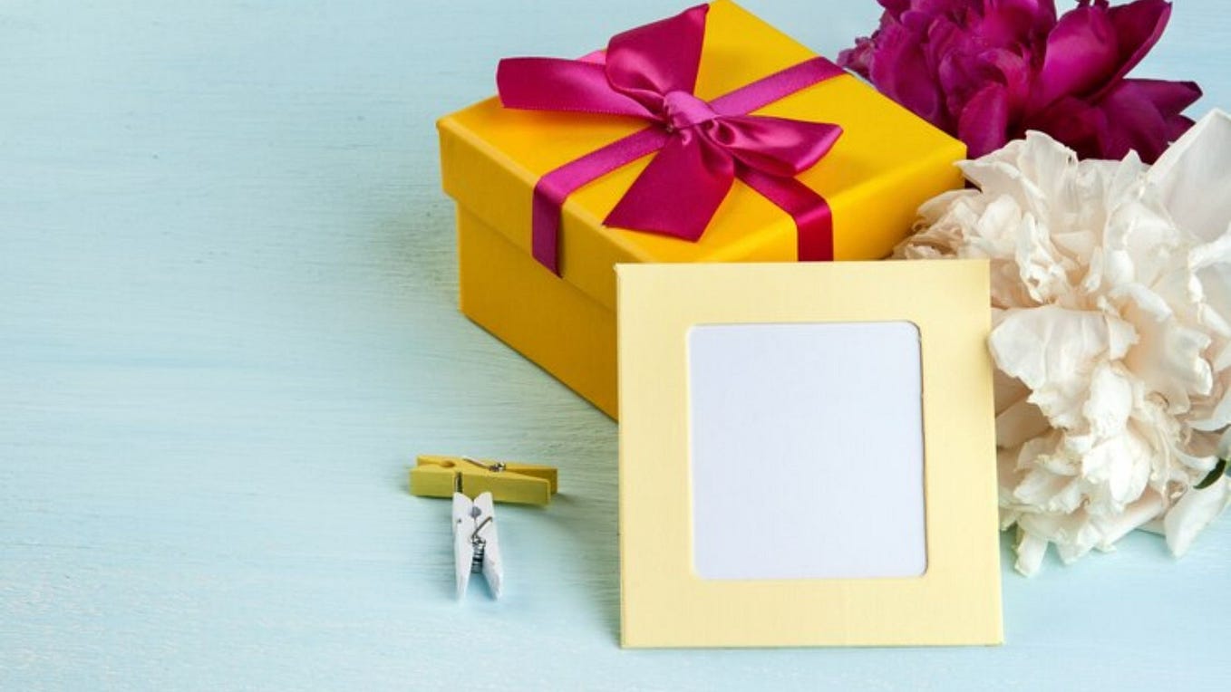Say Thank You in Style: Unforgettable Door Gifts Singapore - Shopgifts ...