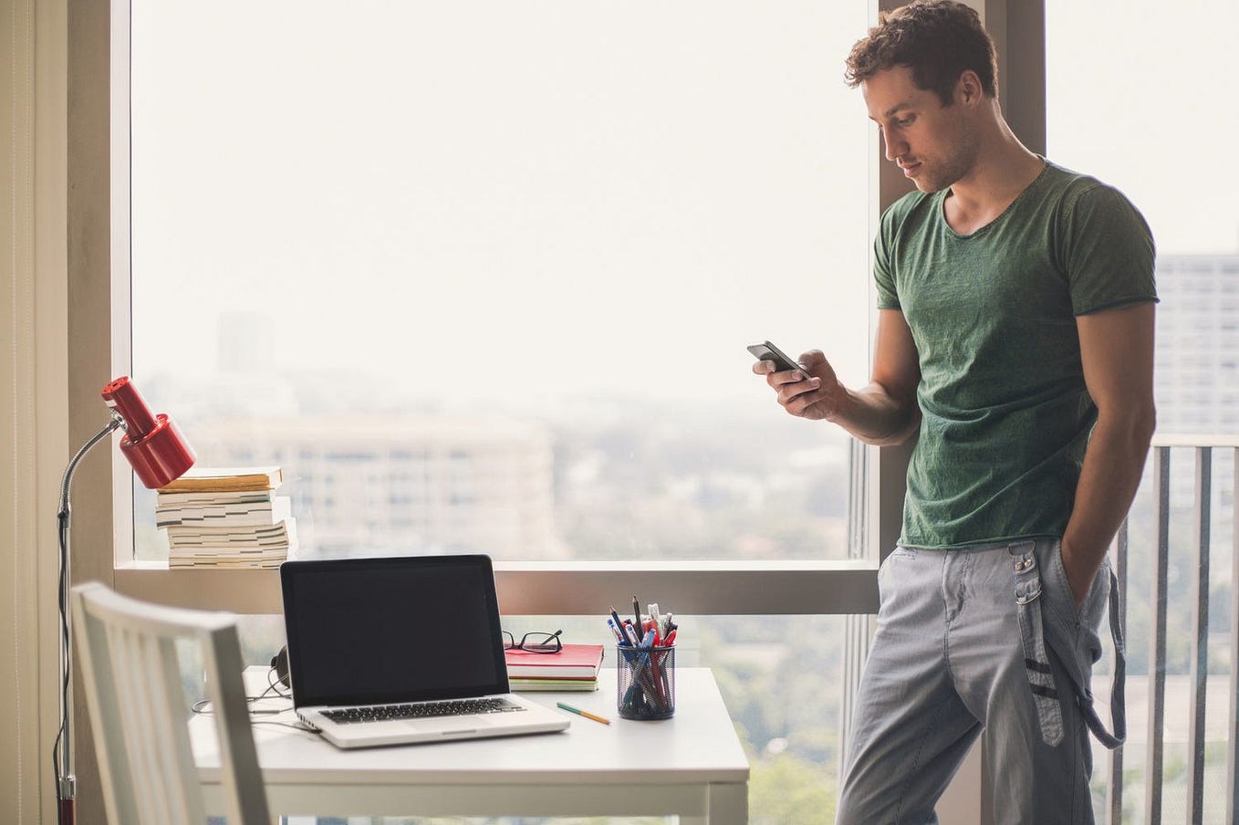 Recognizing 17 Cell Phone Cheating Signs in Your Relationship | Medium