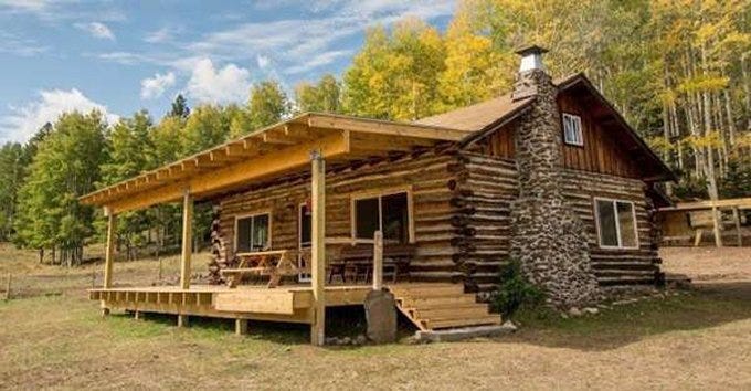 Finally, a One-Story Log Home Ranch Style That Has It All For $40,000 ...