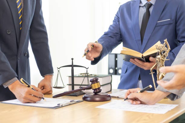 The Role of Women in Legal Leadership: Breaking Barriers | by Jinhee ...