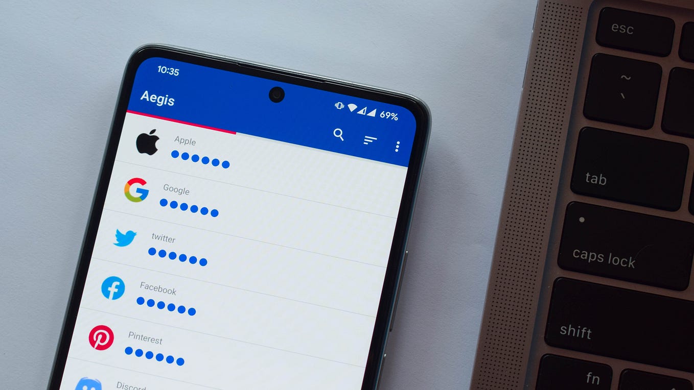 How to get started with Signal?. In an era where privacy and security… | by Basiqs | Medium