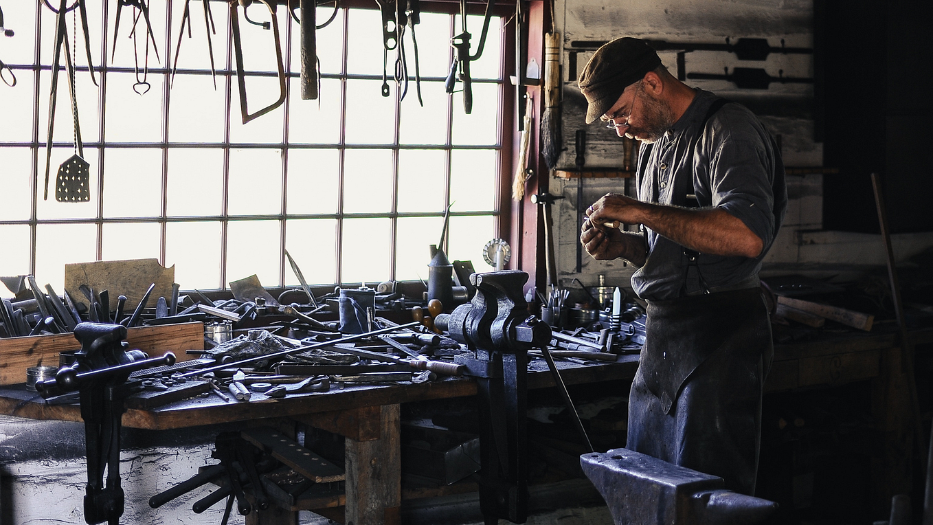 Introduction to Protocol Oriented Programming in Swift | by Bob Lee | Bob the Developer | Medium