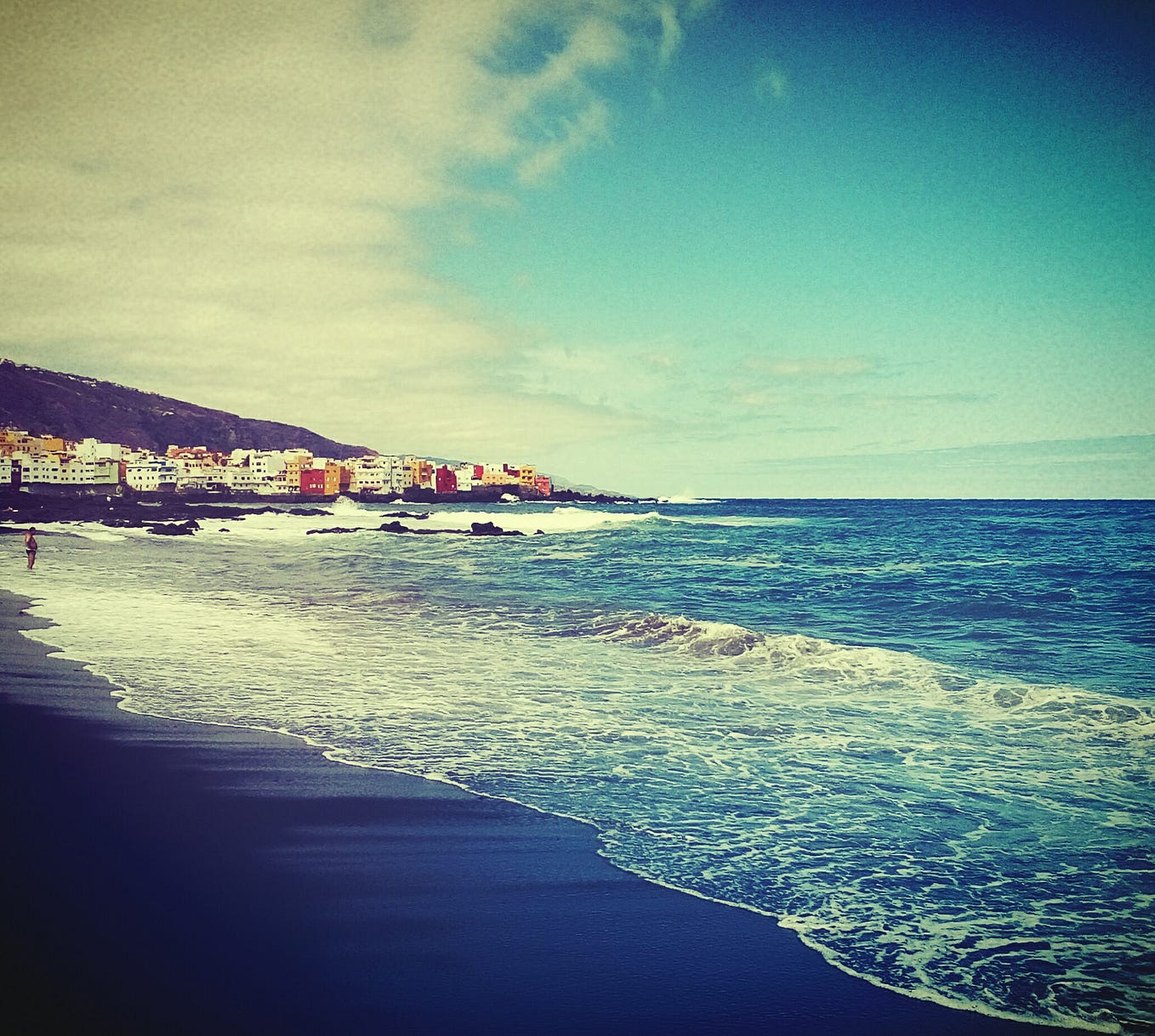 Control your Airflow DAGs from an external database | by Jakub Krajniak ...