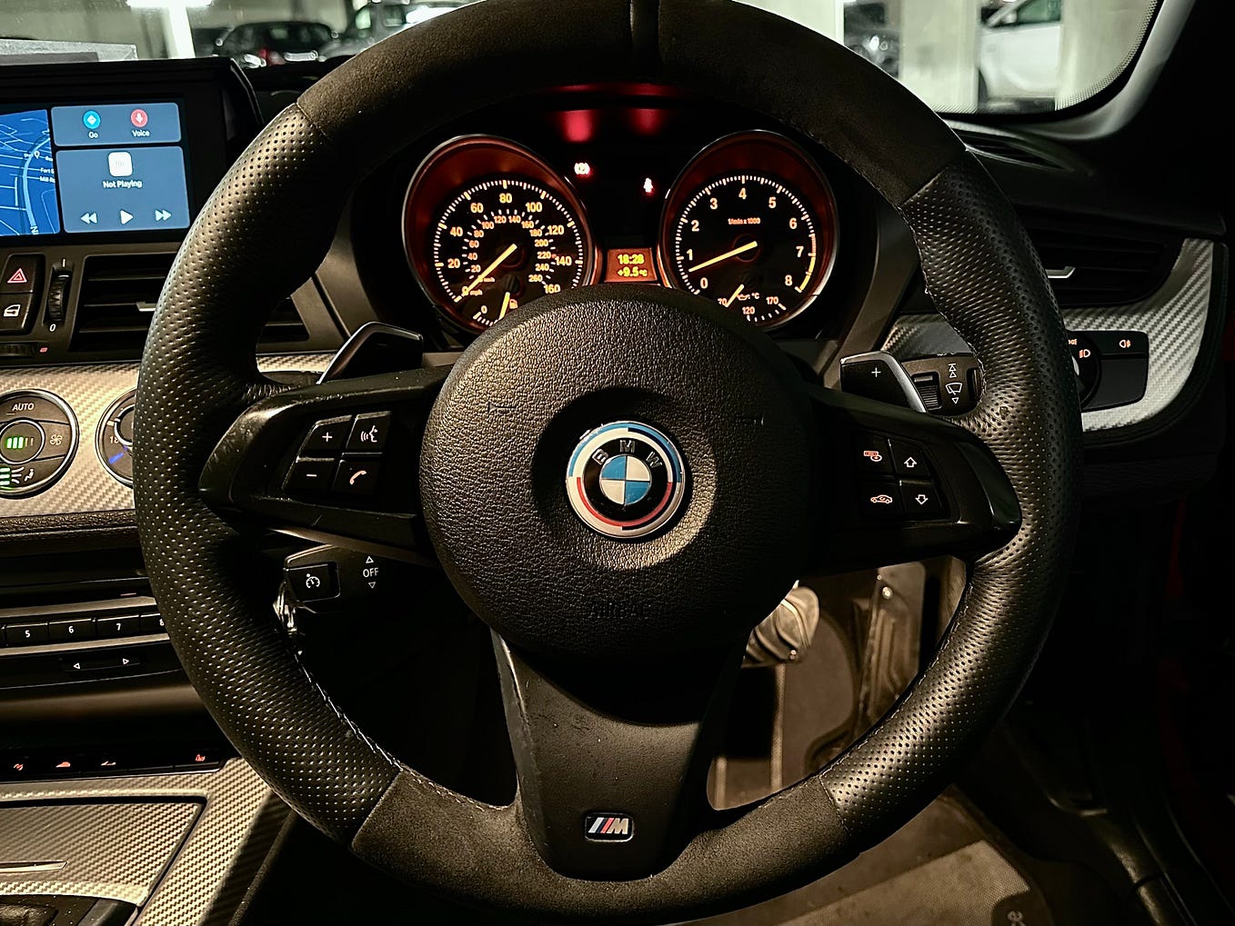 BMW Z4 face-off: E89 vs G29 😂 🤓 | by BMW Z4 M-Sport (E89) | Medium