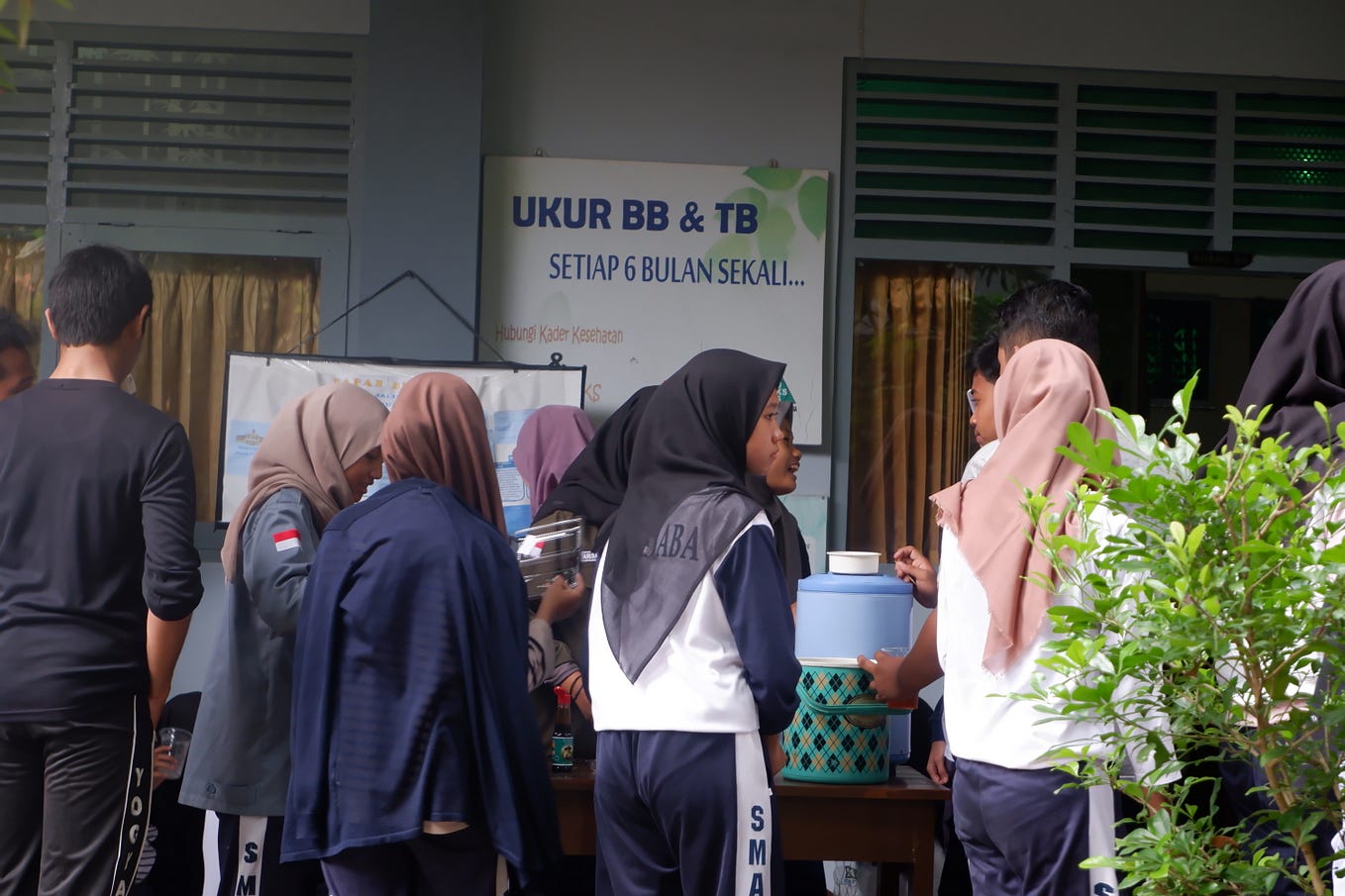 Kamu ni nulis ttg kisahku apa gimana kak :") - Nathania - Medium
