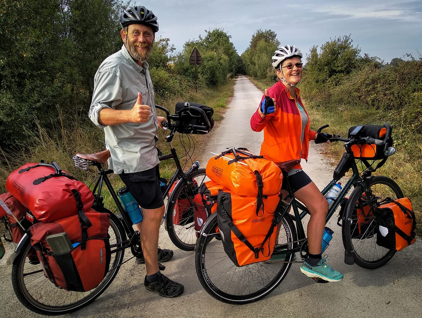 BICYCLE TOURING Packing List - Roman Onillon - Medium