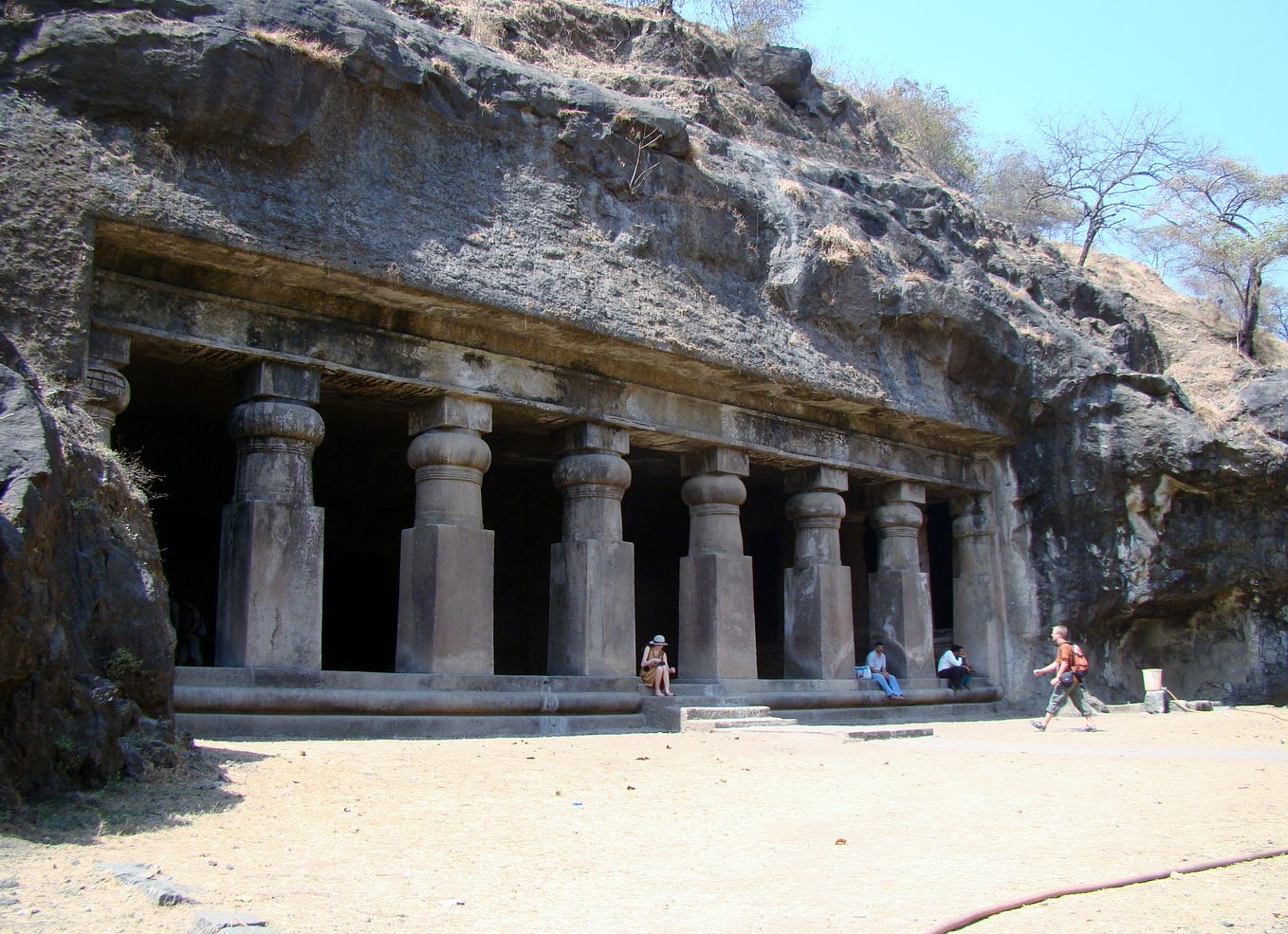 HOW TO REACH ELEPHANTA CAVES: A COMPLETE GUIDE | by Explorewithease ...