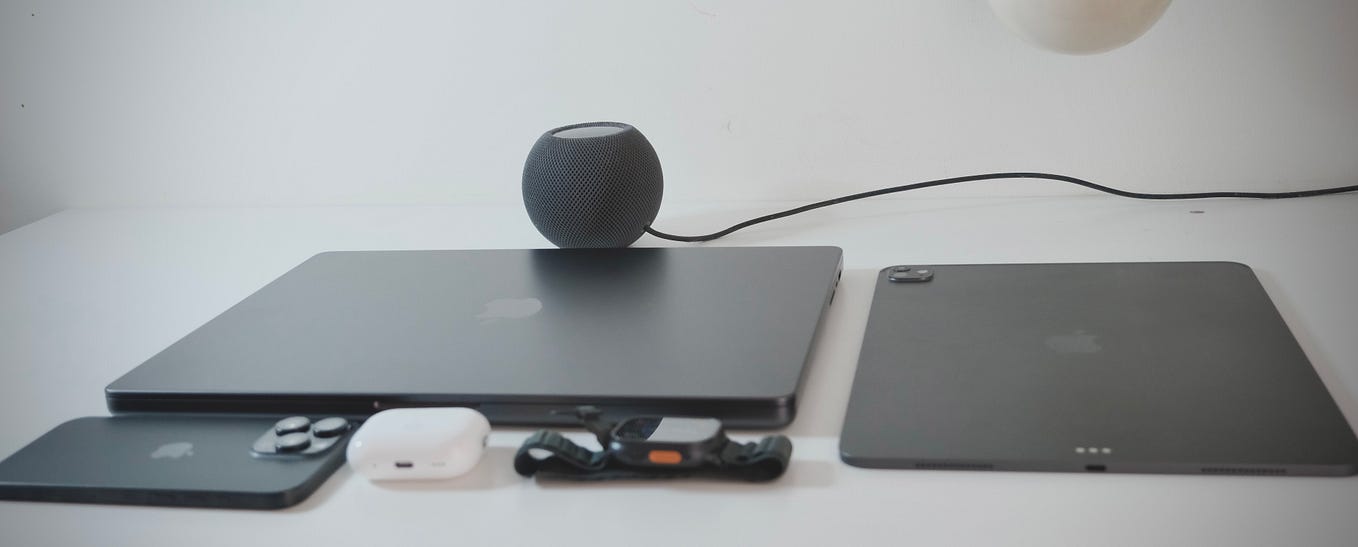 iPad vs MacBook for Writers: Why the iPad Magic Keyboard Win | by Manav ...