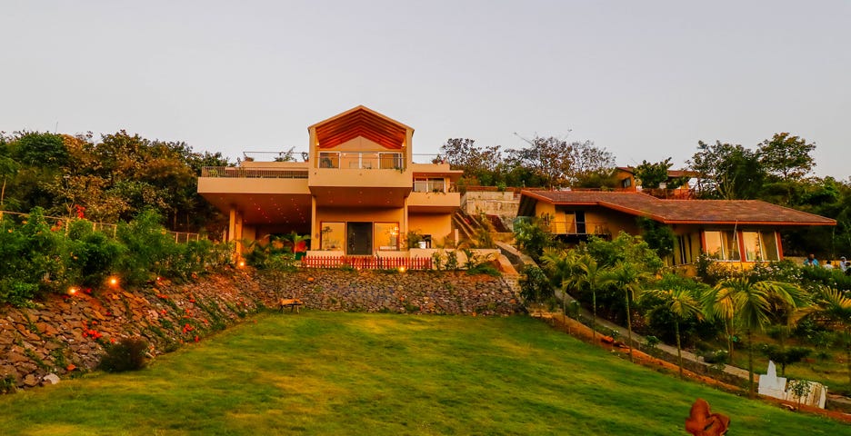 Cantilever structured Hill Crest Farmhouse in Nashik | Grape County Eco ...
