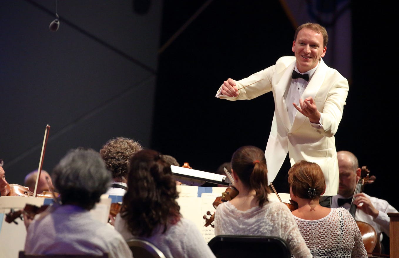 Becoming a conductor (I). University training | by Moritz Gnann | Medium