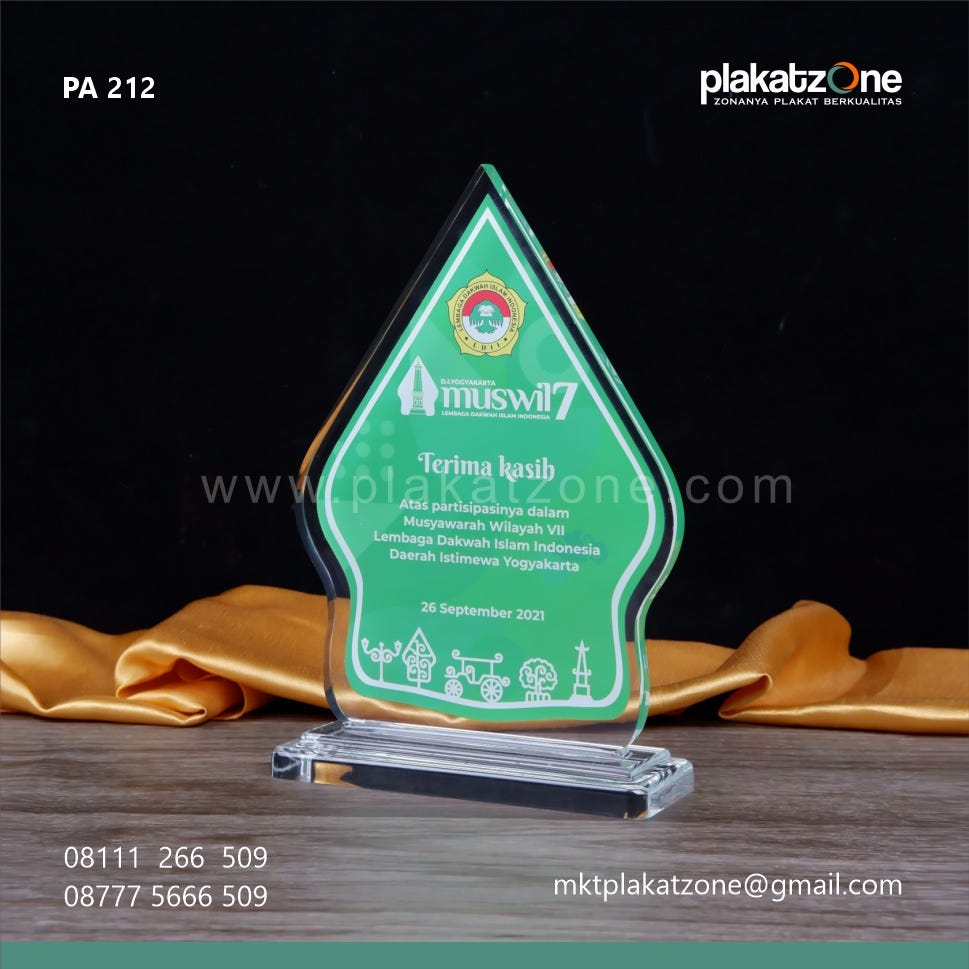 Memahami Keunggulan Resin sebagai Material Plakat yang Elegan | by ...