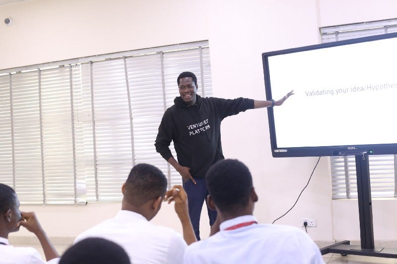 The Art of the Pitch — Part 2 ; Designing a Great Deck | by Oyewole ...