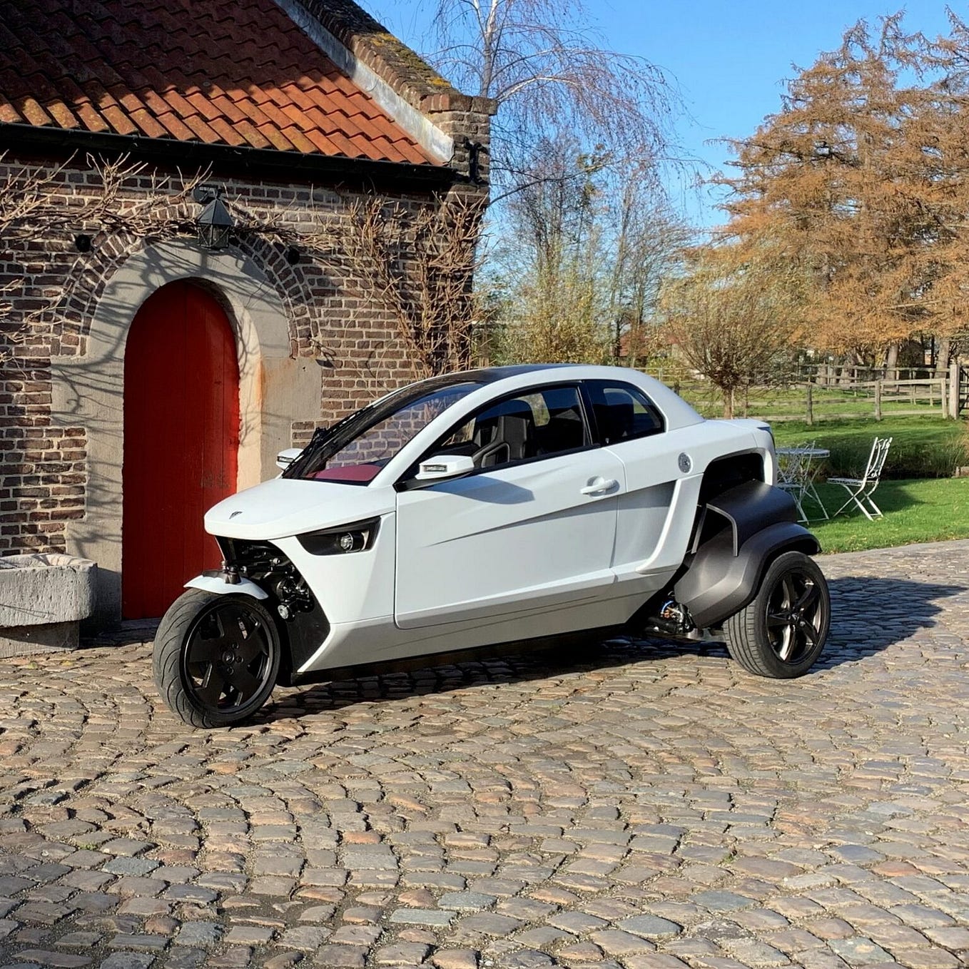Mobility Reimagined with fuRo’s Raptor Kaleidoscopic Transformation ...