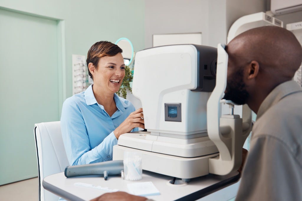 Who is a Good Candidate for LASIK Eye Surgery? | by Center For Sight ...