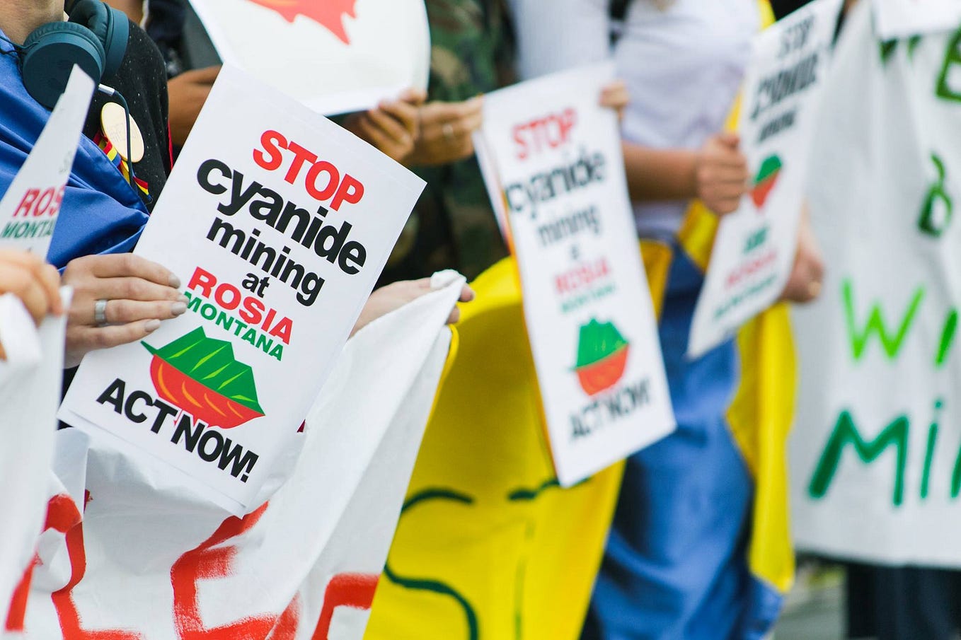 Must see in London — The Crystal. One of the World’s Most Sustainable ...