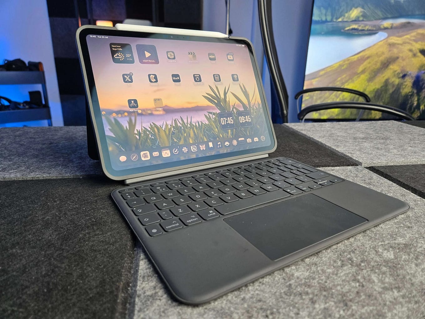 The New iPad Pro (And the Havoc It Has Caused Tech Reviewers) | by Mark ...