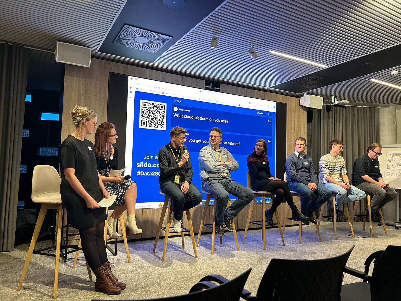Working with dynamic variables in Qlik Sense | by Data@Telenet | Medium