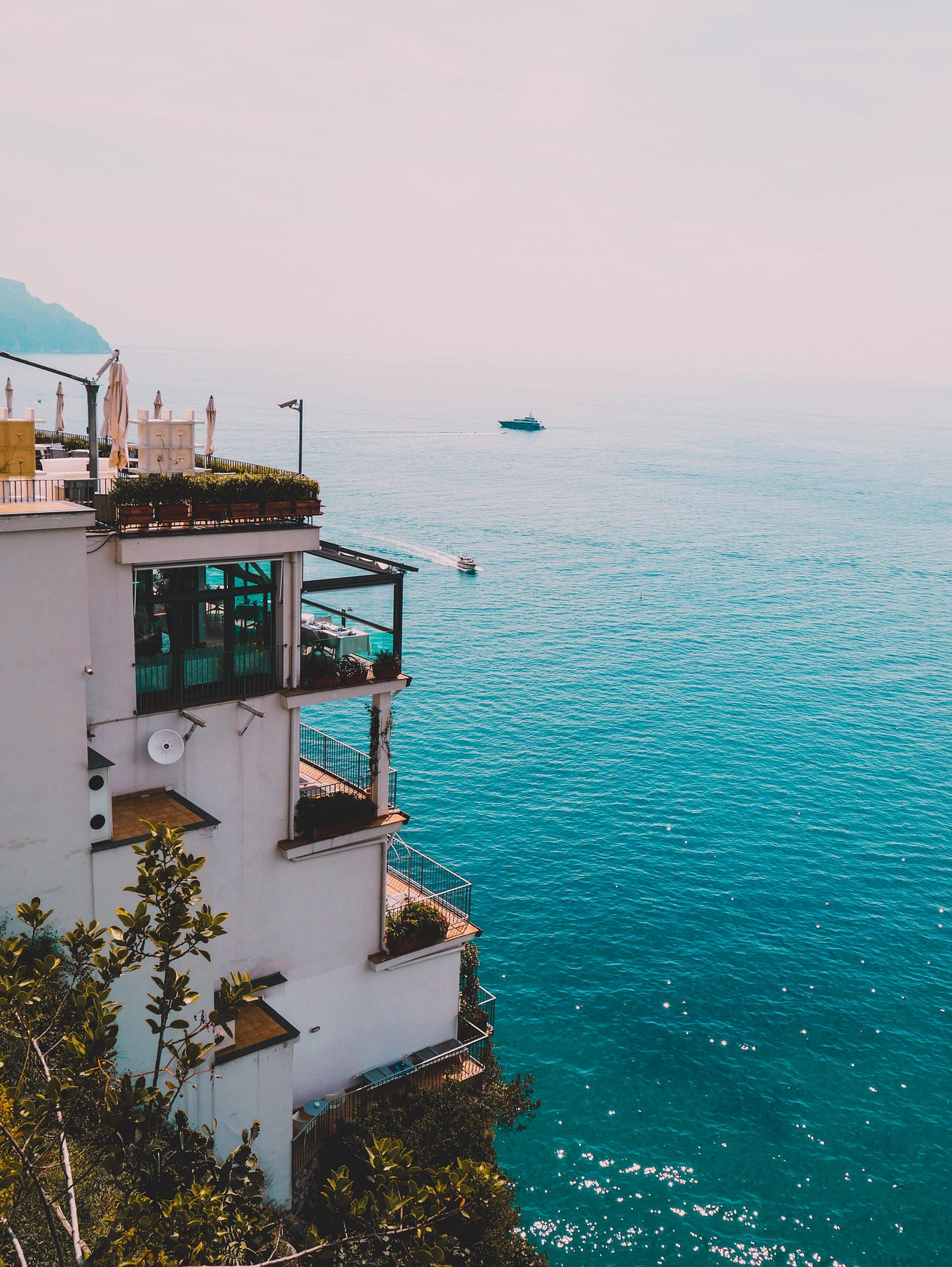 ChatGPT Proposes 10 Business Thoughts That Will Make You $100K | by Shola Odutola | Medium