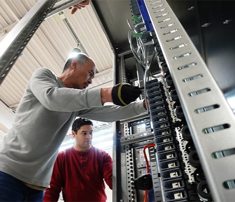 Understanding Remote Power Panels (RPPs) vs. Power Distribution Units (PDUs): Making Informed ...