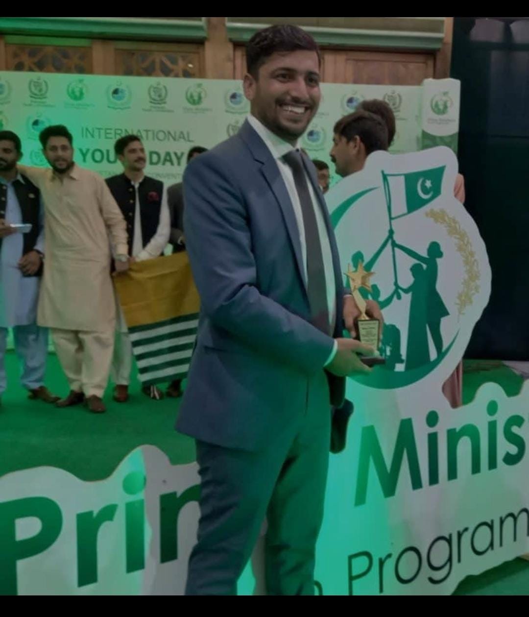 Thank you so much 😊😊 always thankful to Amal for such amazing fellows👍👍 ...