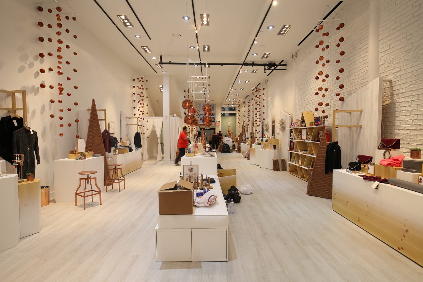How to Set Up a Pop-Up Art Gallery in 7 Steps | by Storefront | Medium