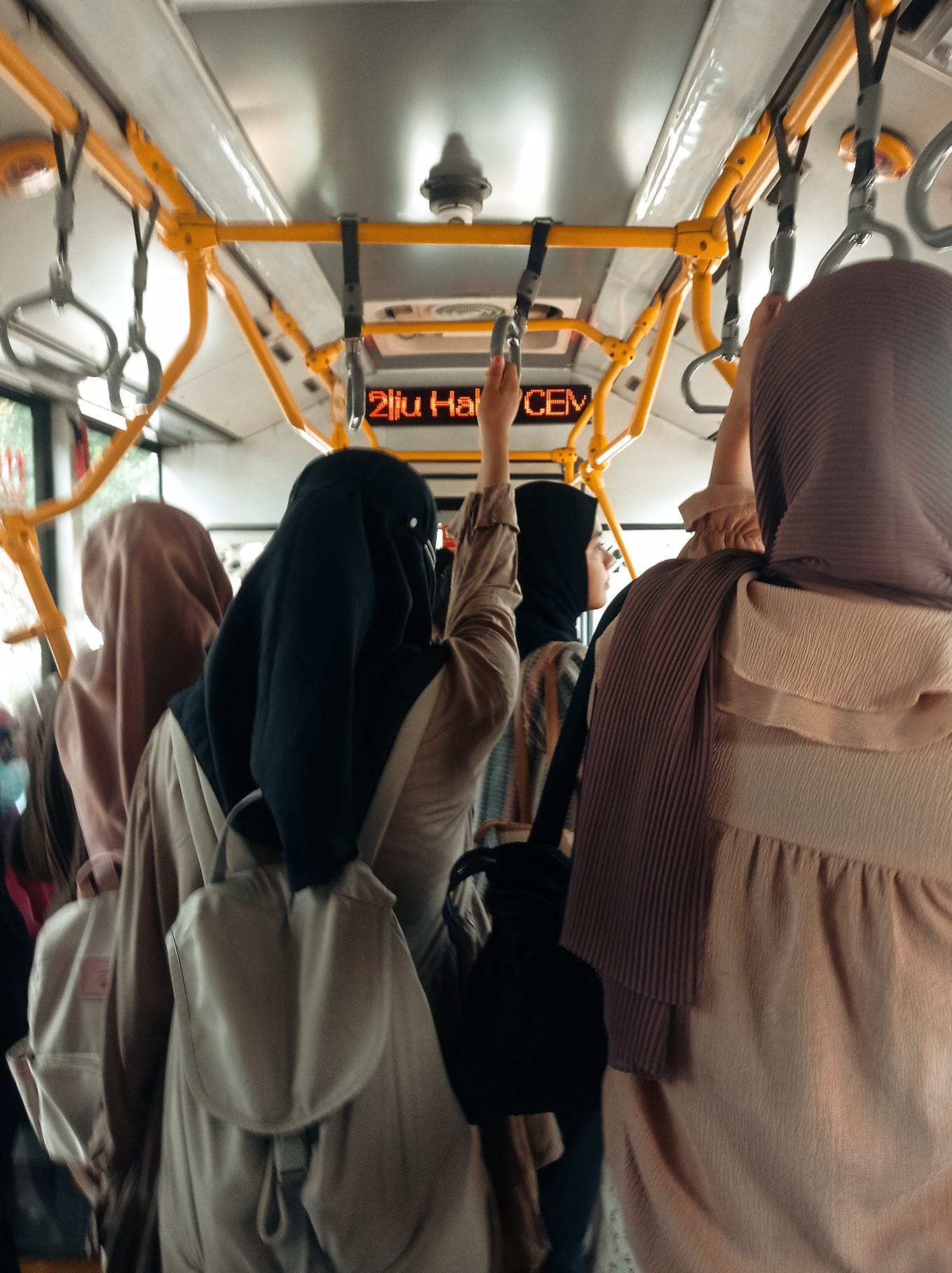 Agar Diterima. ia yang belum terisi dengan penuh… | by ayaa🌷 | Jun, 2024 | Medium