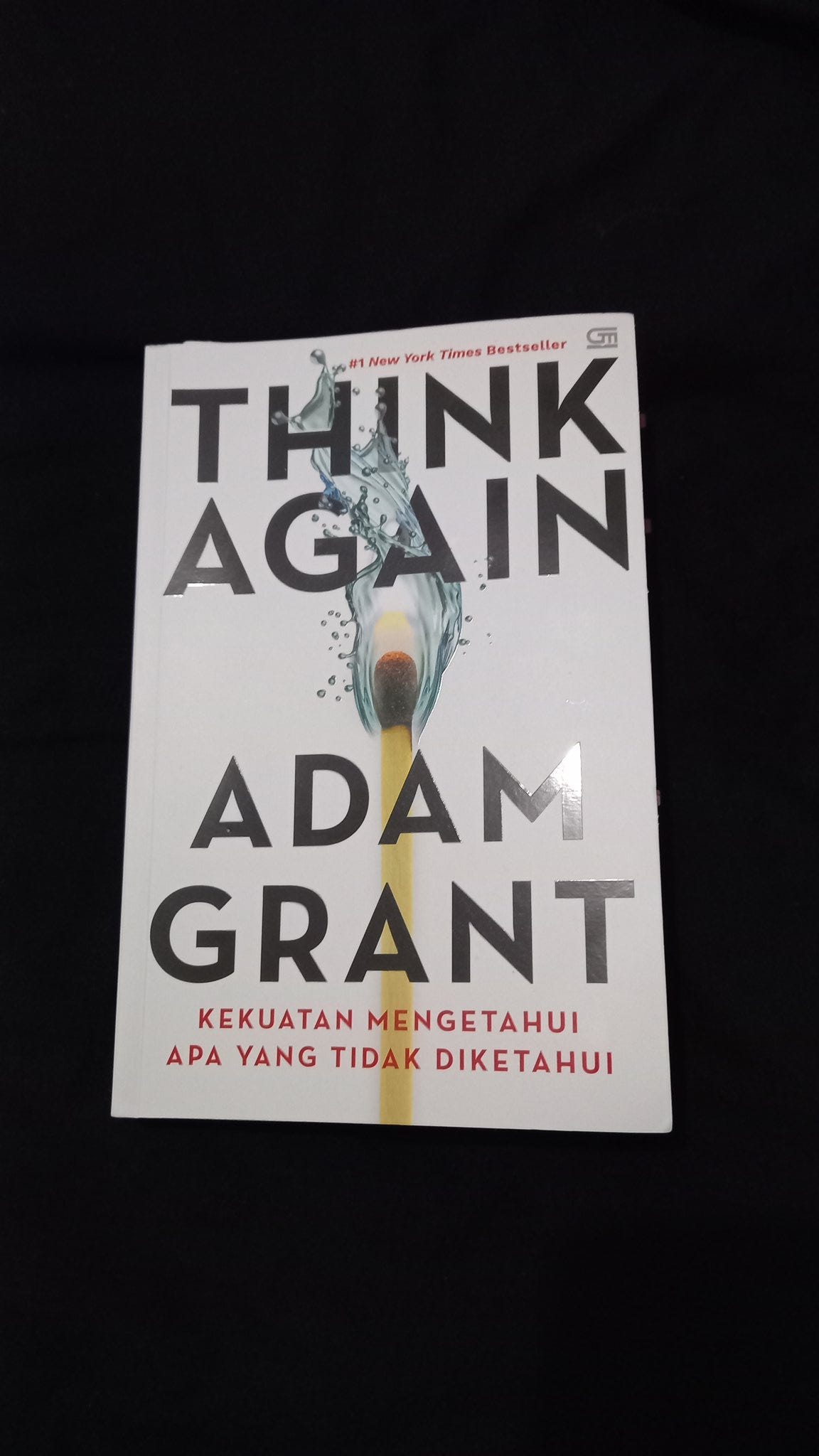 Review Buku: Menjadi Dewasa Tanpa Tahu Apa-apa (Ulnyangnyi) | by Meutia Faradilla | Medium