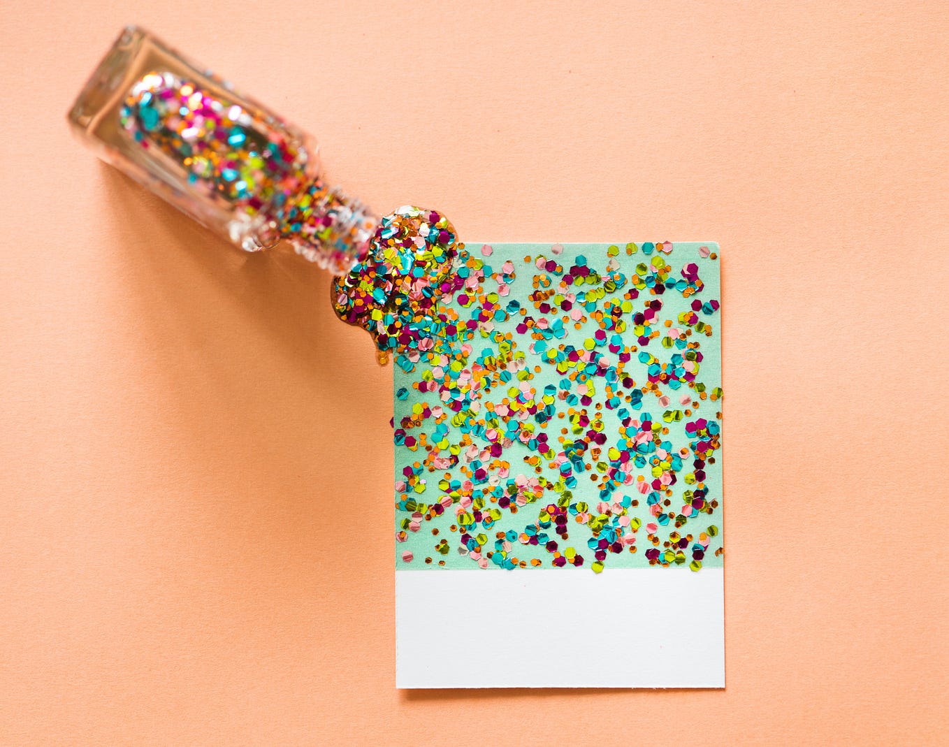 How to stand out at a conference — 6 creative ways guaranteed to get ...