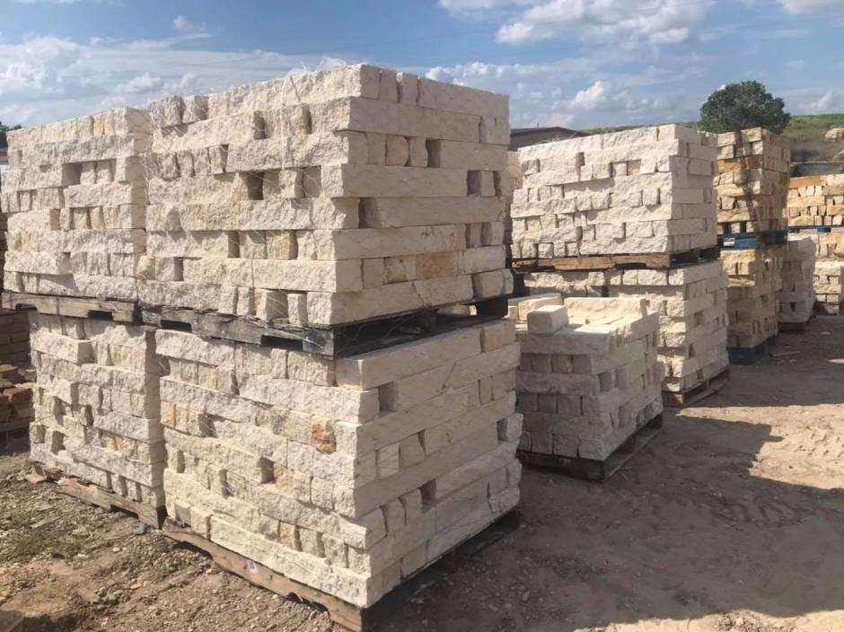 Creative Uses for Oklahoma Blue Flagstone in Your Landscape | by ...