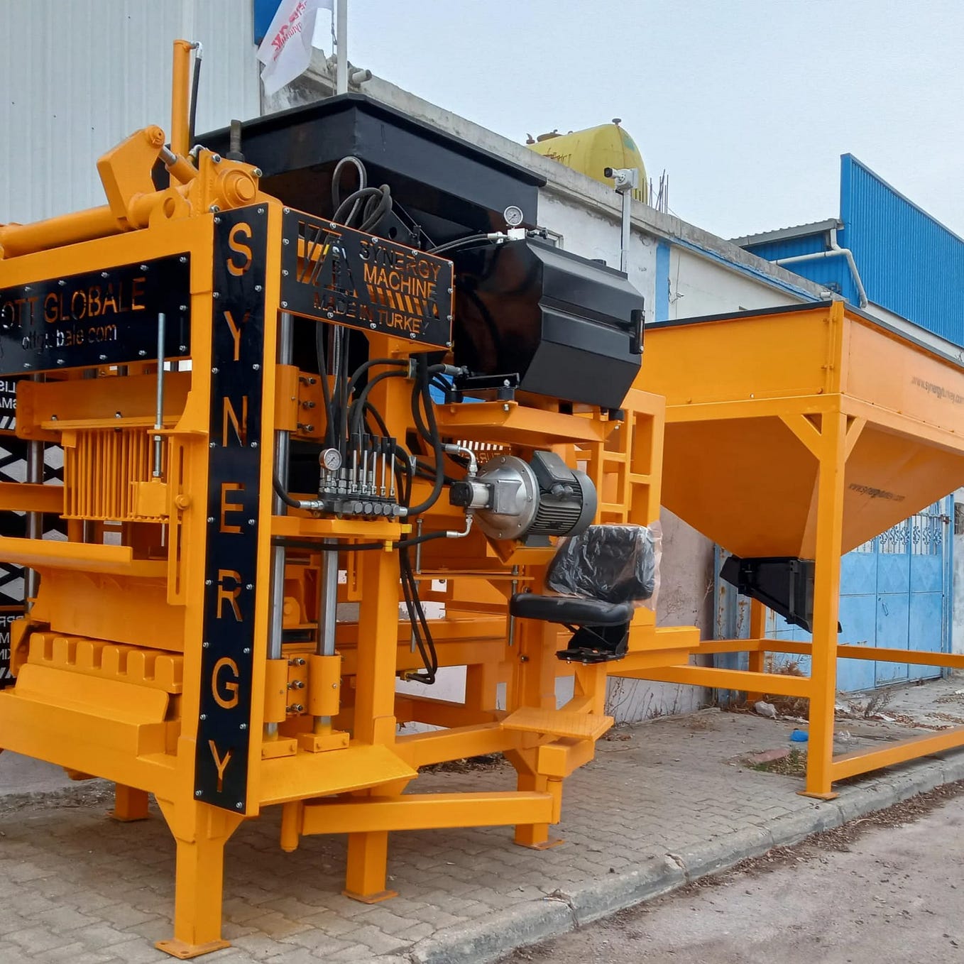 MACHINE PONDEUSE DE PARPAING - Machineparpaing - Medium