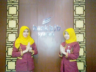 Pembiayaan Kepemilikan Emas Bank BJB Syariah, Pilihan Utama Investasi Emas Terbaik | by ...