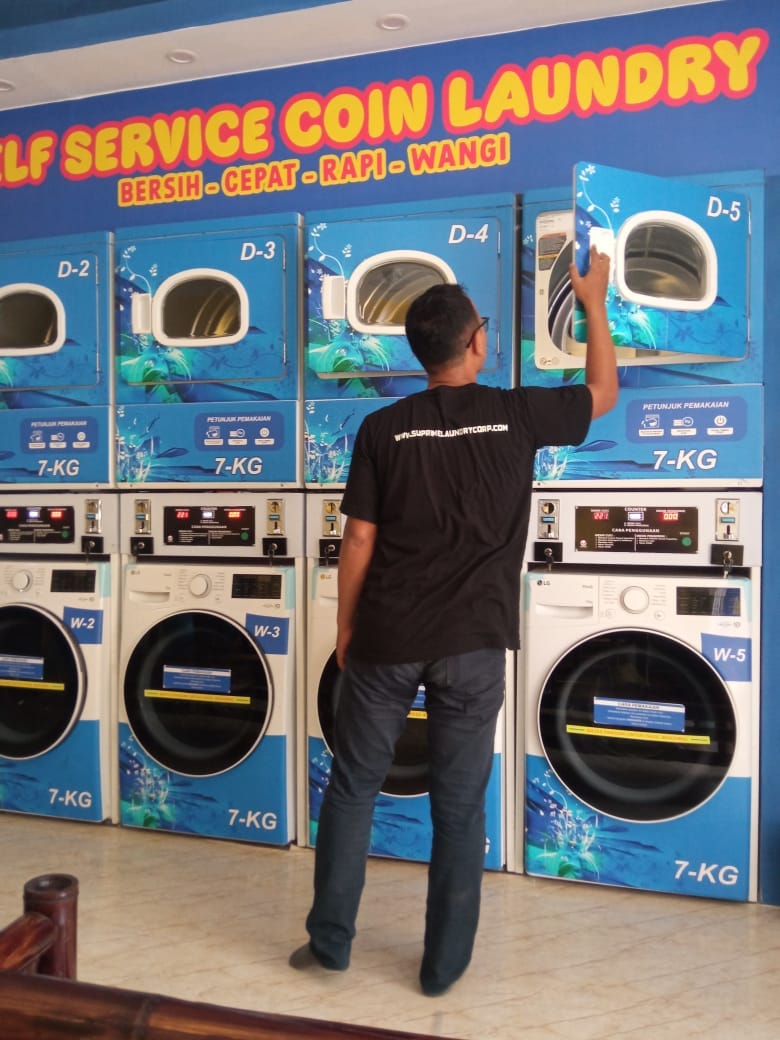 WA 0898–7556–767 PAKET USAHA LAUNDRY KOIN TERLENGKAP DAN TERBAIK DI SURABAYA | by Kevinmprasetyo ...