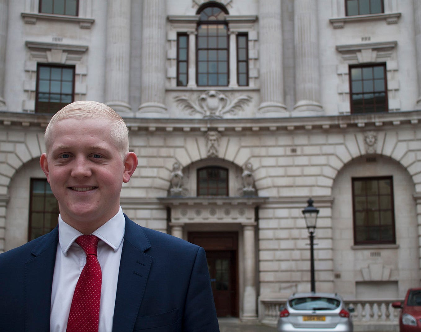 Record numbers apply for Treasury graduate programme | by HM Treasury ...