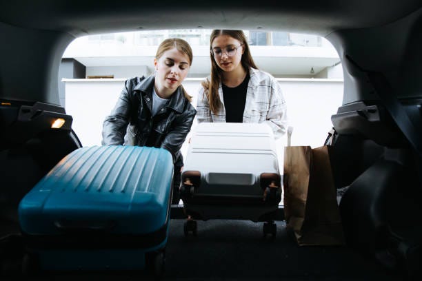 Discovering the Greatest Taxi Services for a Smooth Travel: Uncovering ...