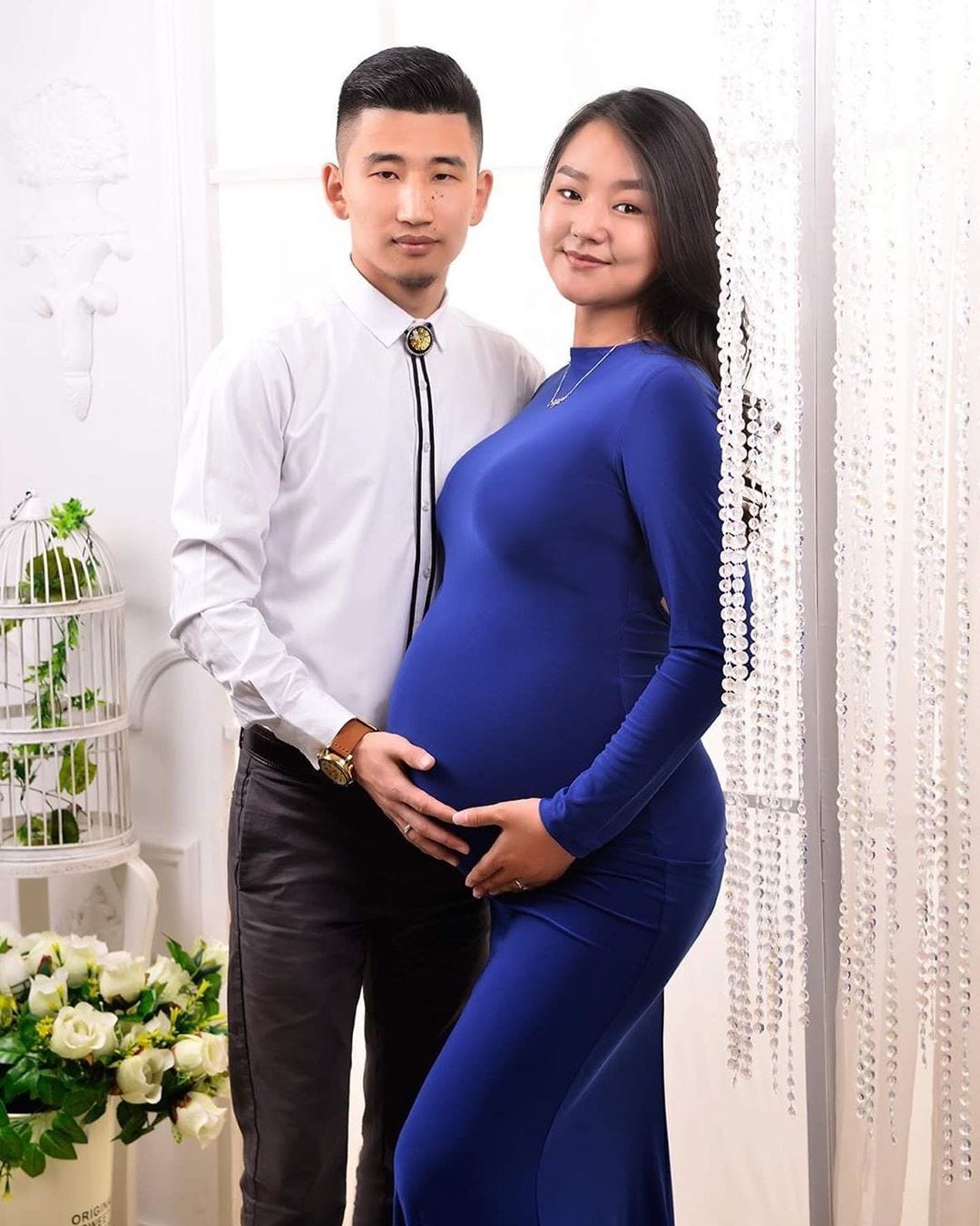 Ясан их зан бэ Хэзээ сүүлд нүдрүү нь хараад хоол идээд суулаа Сая л аавынхаа нүдийг ажлаа Тэр