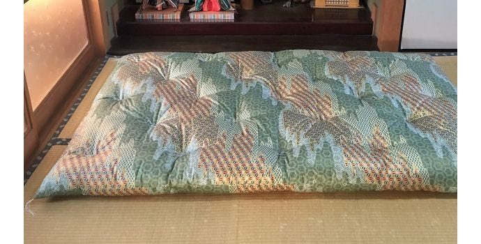 Discover the Comfort and Quality of Japanese Blankets: Kakebuton and ...