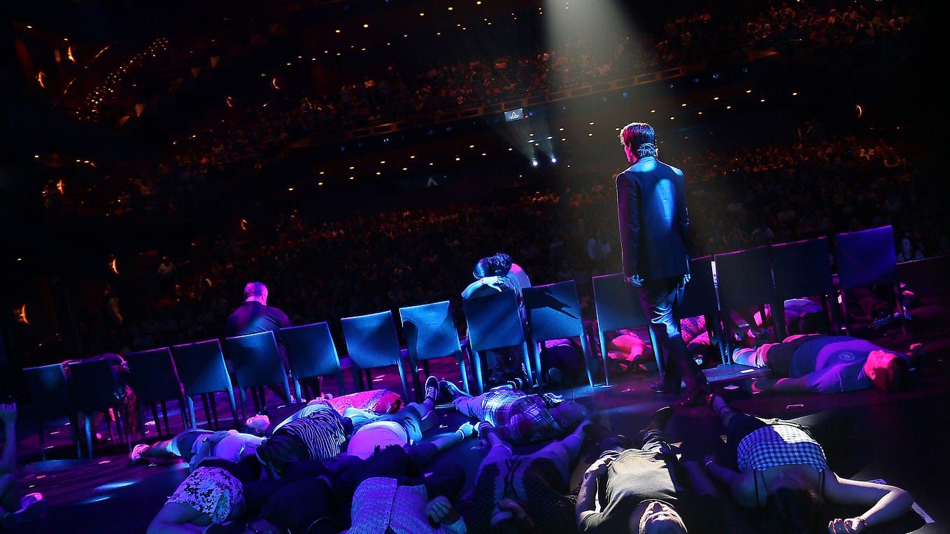 The Ultimate Guide to Mastering Stage Hypnosis Techniques | by Stage ...