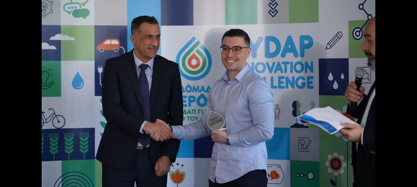 Classical programming vs. Machine Learning in plain English | by ...