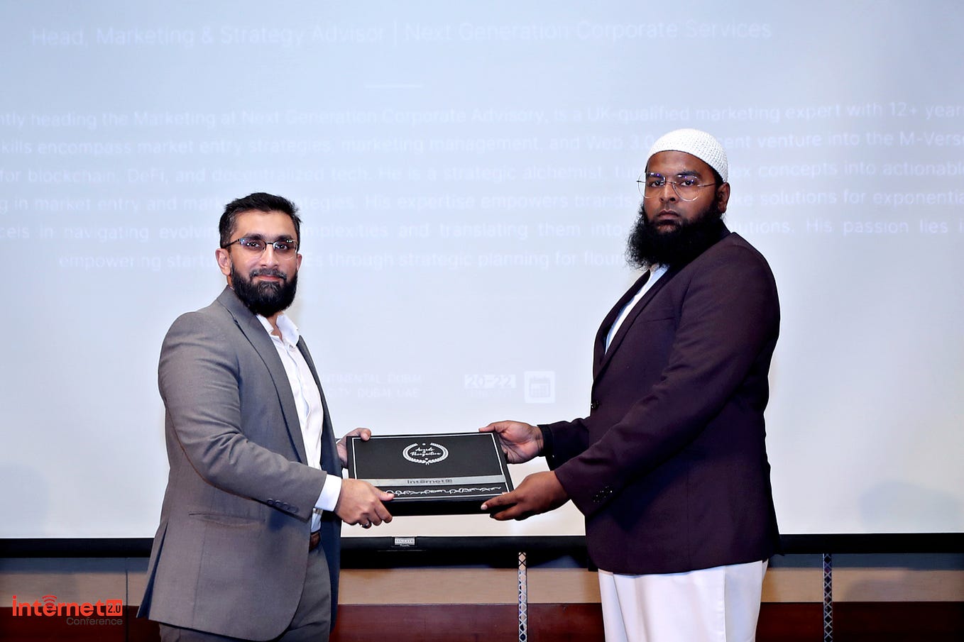Mohit Singh Sengar Honored With “Outstanding Leadership Award” At Dubai’s Internet 2.0 ...