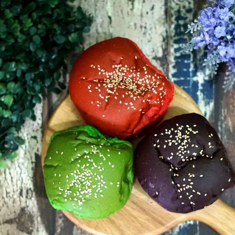 LEBI IRIT DAN PRAKTIS Roti burger warna warni call 0812–6110–2958 ...