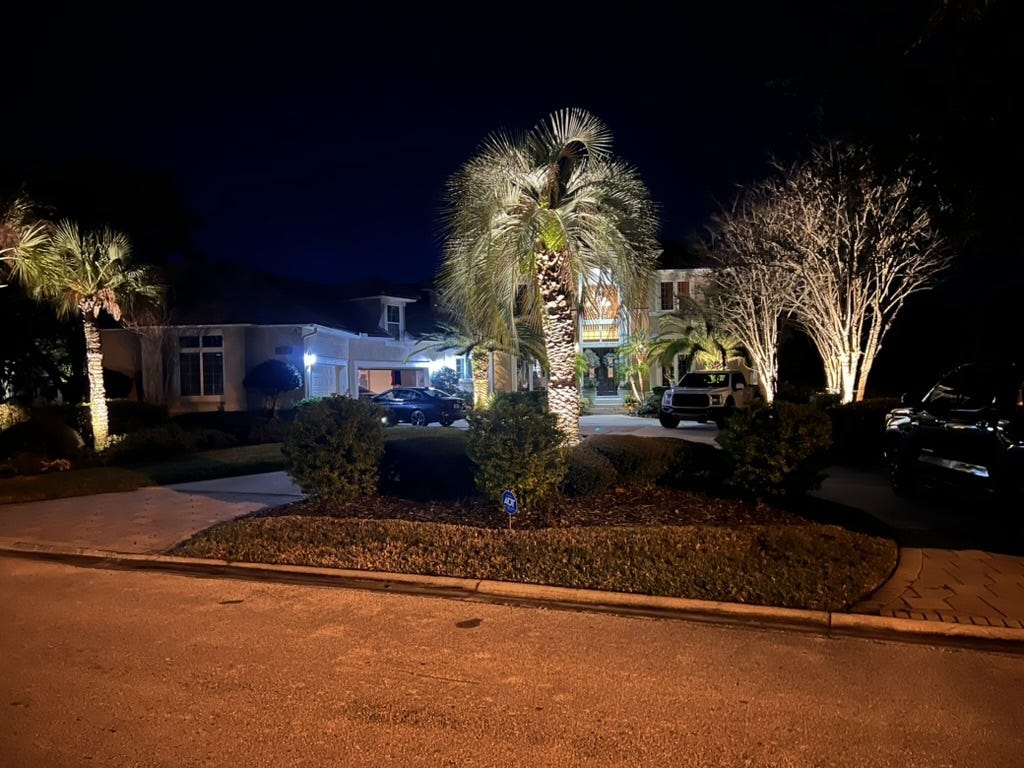 Light Up Your Evenings: Dream Lights of Florida’s Pool Enclosure ...