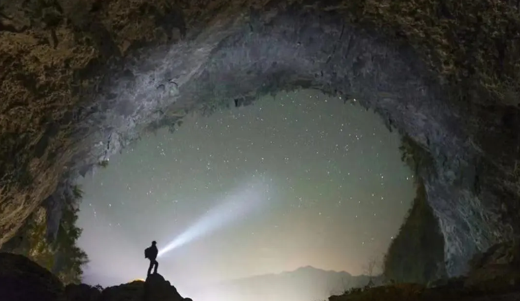 6 stories about UMIC’s underwater space habitat this month | by Chris Yuan | Medium