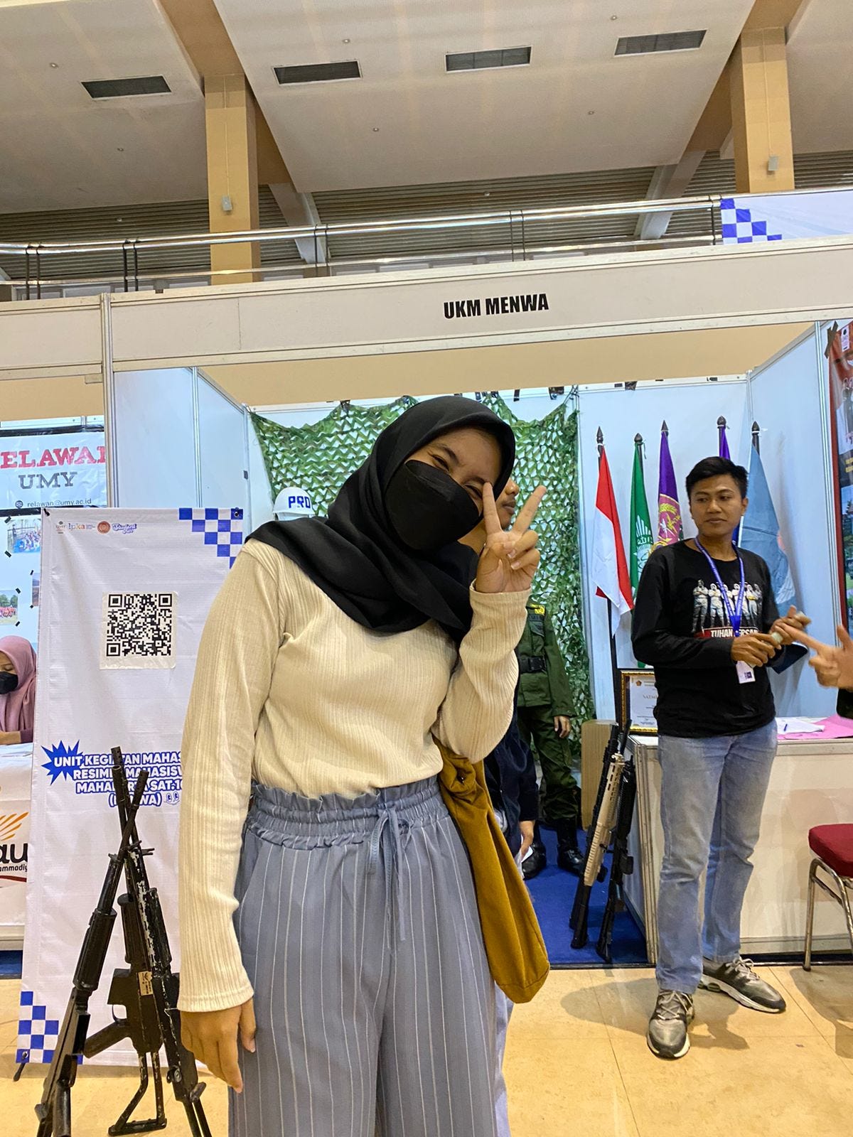 Pentingnya Digitalisasi dalam Transformasi Bisnis Modern - Ria Alnita - Medium