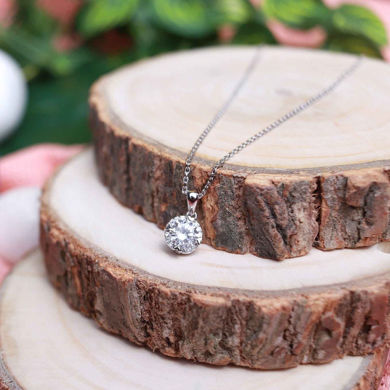 Round-Cut Solitaire Pendant - Silvermarkseo - Medium
